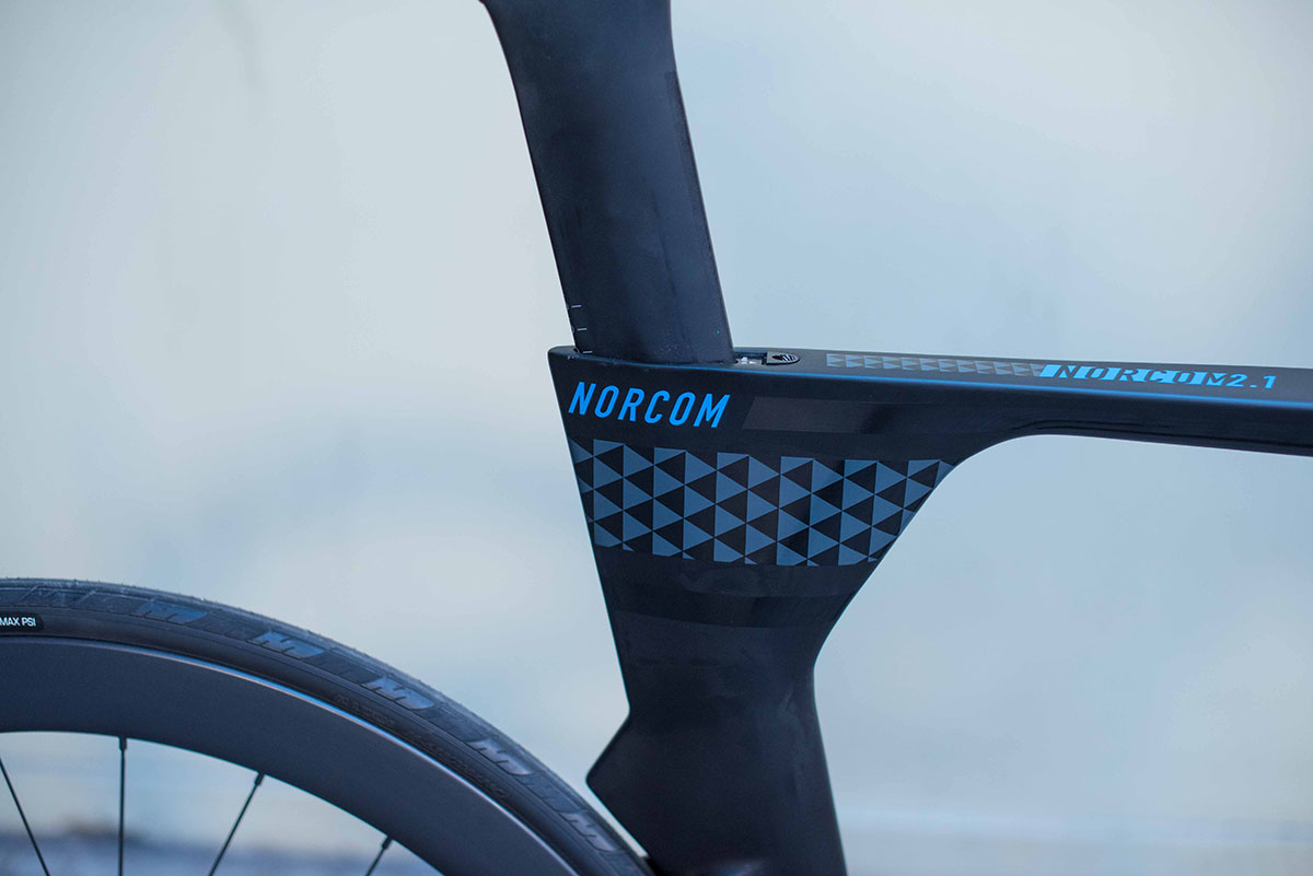 Fuji Norcom Straight ultrgra Di2 Disc | PELOTON BIKES